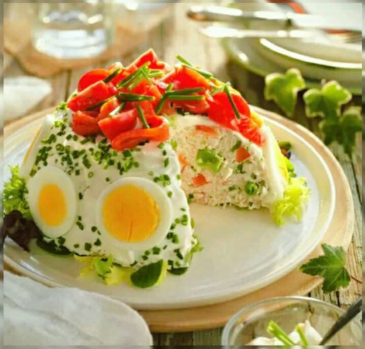 Cold rice salad with peppers, tuna and hard-boiled egg - Useful Tips